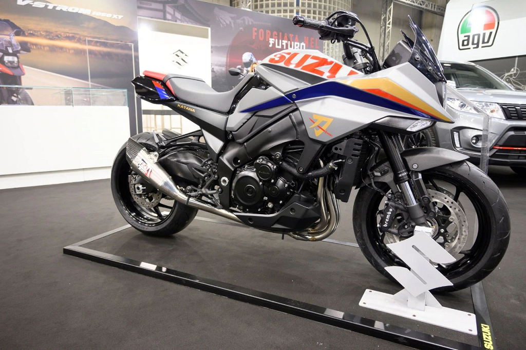 Conceptul Suzuki Katana Special la Motor Bike Expo 2020